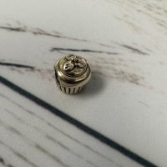 Pandora | Jewelry | Pandora Cupcake Charm | Poshmark